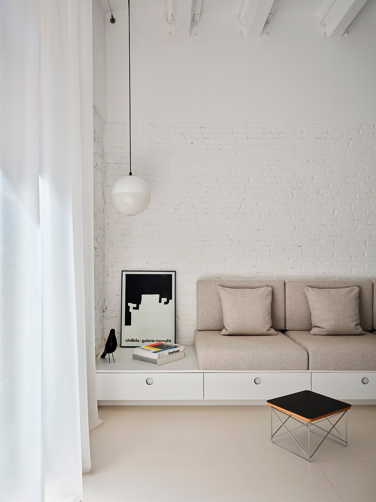 A new concept of multifunctional housing – CUBRO-Store