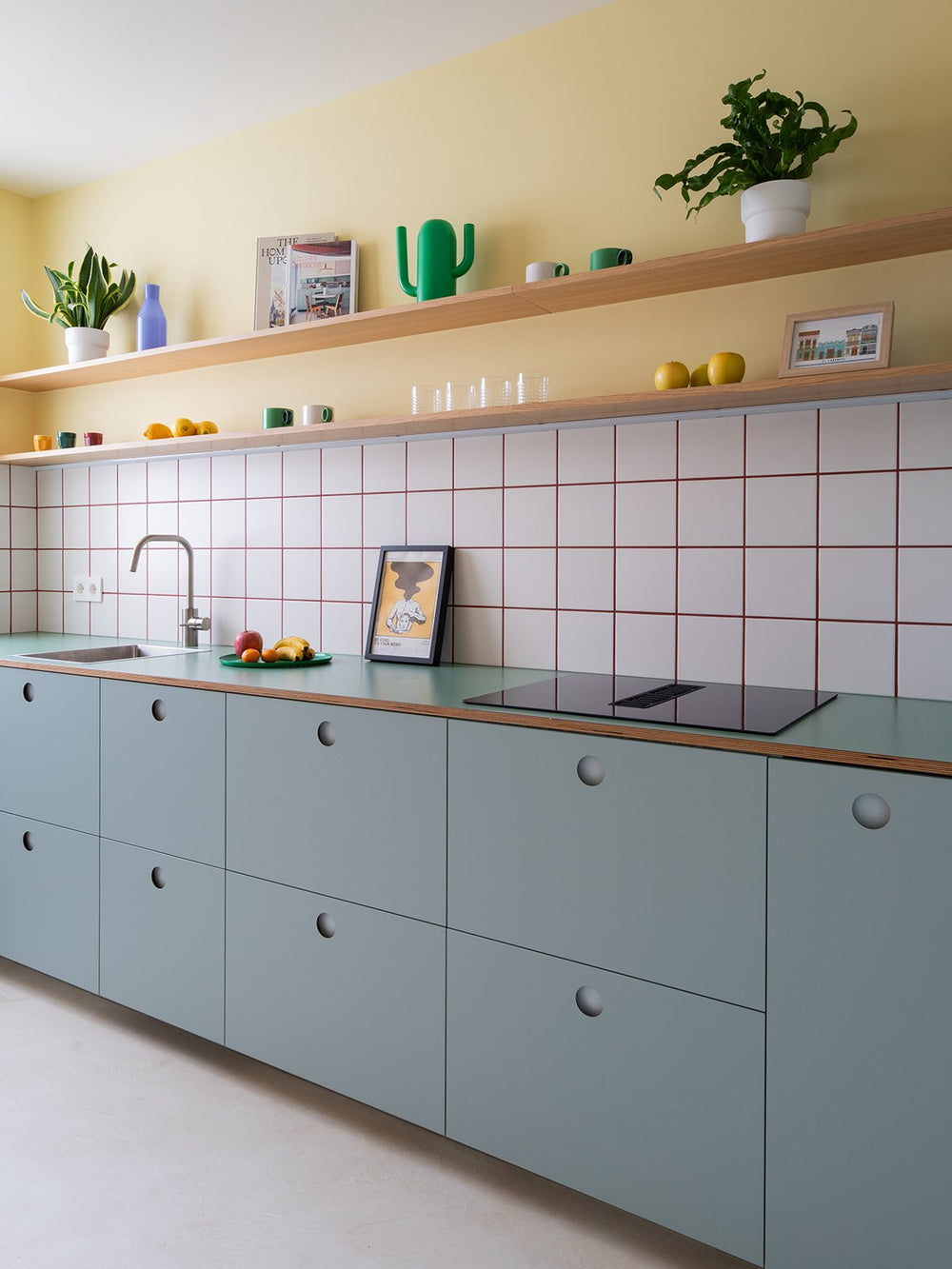 A play of colors that transforms the space – CUBRO